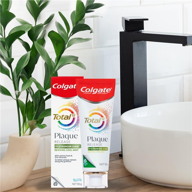 Buy Colgate Toothpaste Total Plaque Release Reviving Cool Mint 95g ...