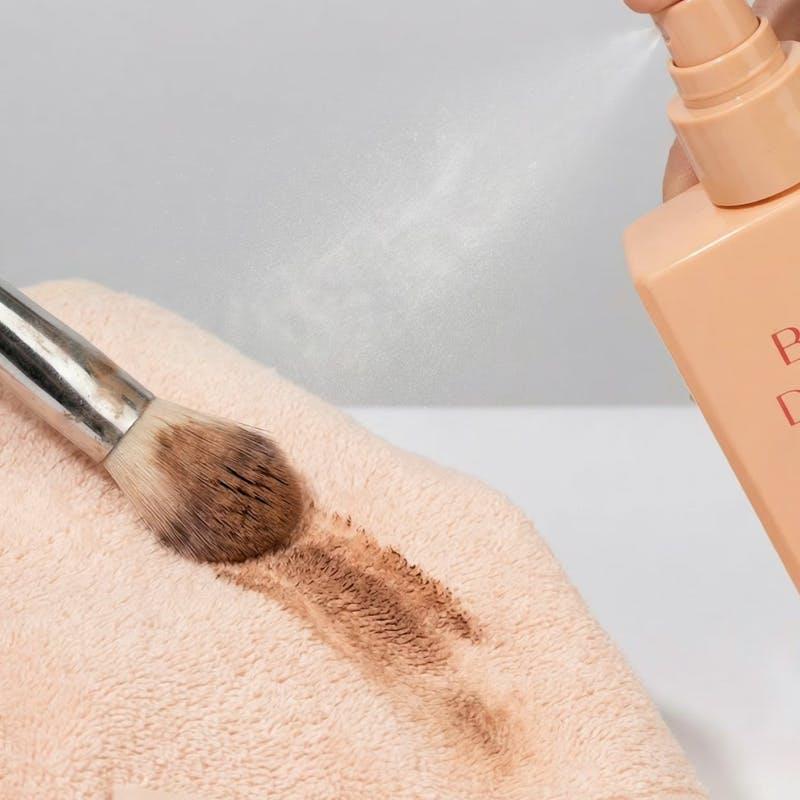 Buy Kynder 60 Second Makeup Brush Cleaner - Brush Defence in Lavender ...